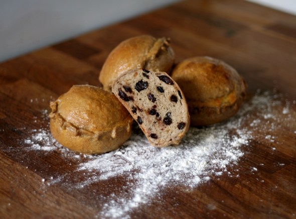 Easter Simnel | Time To Cook - Online