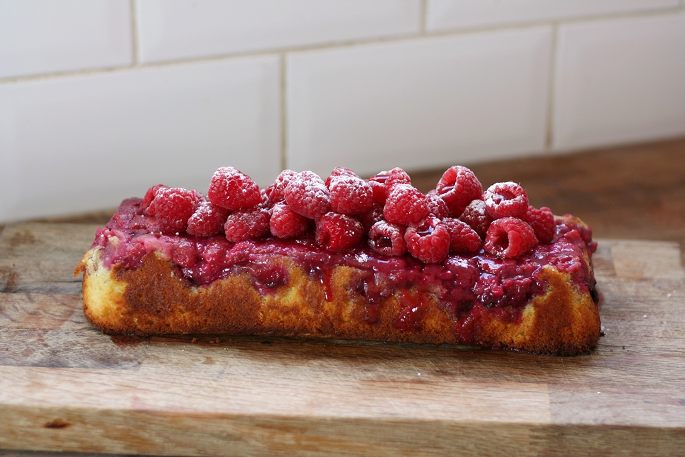 Raspberry Upside-down Cake | Time To Cook - Online